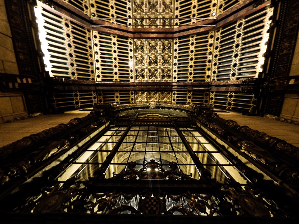 Does the Black Dahlia's Ghost Haunt the Millennium Biltmore Hotel?