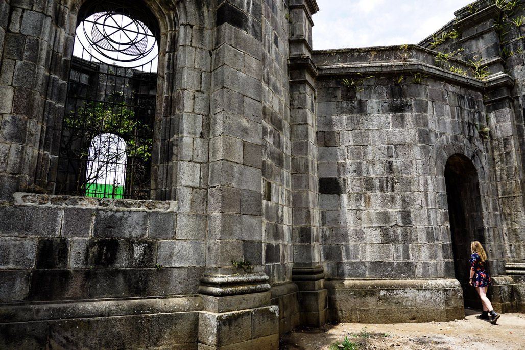 Cursed Church Ruins of Cartago: Ruinas De La Parroquia - Amy's Crypt