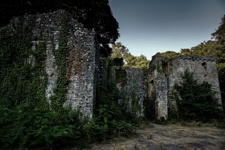Candleston Castle: Haunted Ruins in South Wales - Amy's Crypt