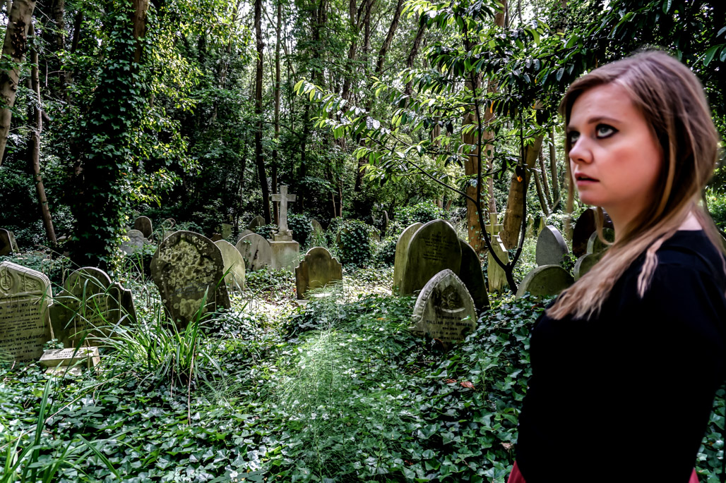 Haunted Highgate Cemetery: Vampires and Ghosts in London