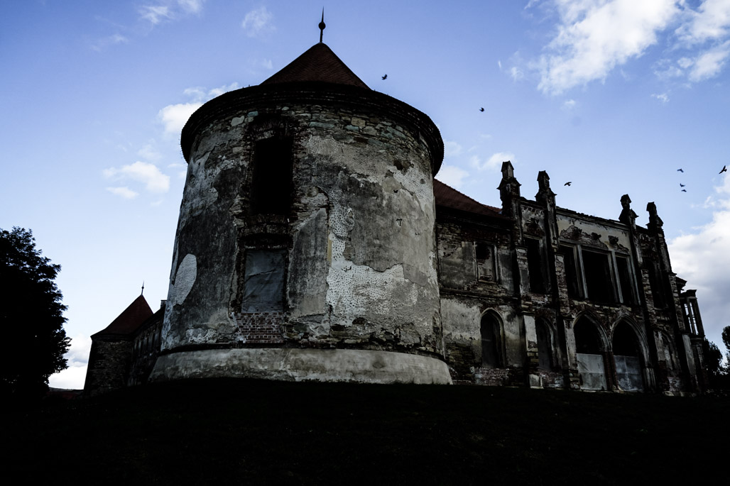 Haunted Banffy Castle of Transylvania, Romania - Amy's Crypt