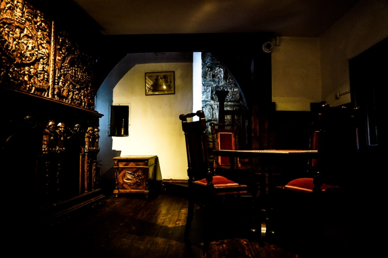 Bran Castle Ghosts and Dracula Legends: Transylvania, Romania - Amy's Crypt