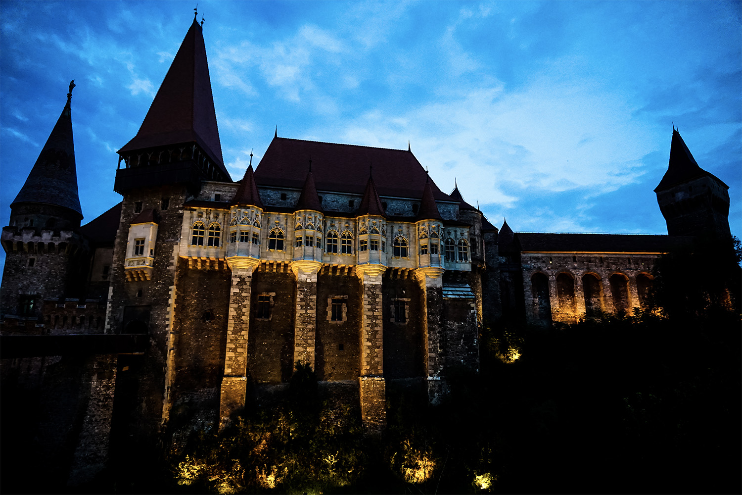 Dracula's Ghost: Where Does Vlad Tepes Haunt? - Amy's Crypt