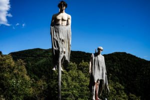 Poenari Castle: The Real Castle Dracula and Ghost Stories - Amy's Crypt