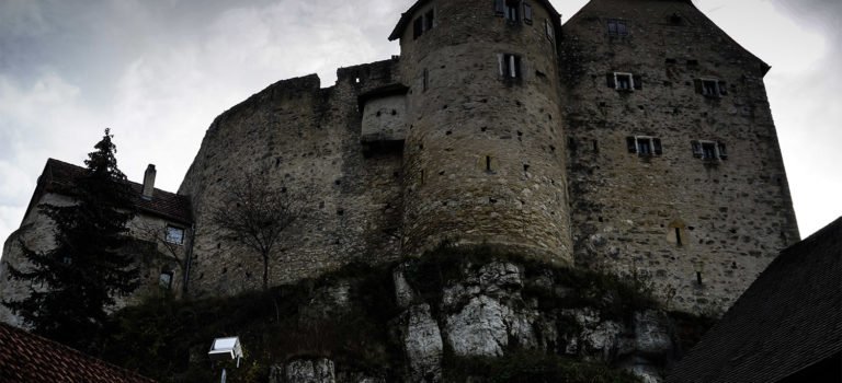 Haunted Places in Germany - Amy's Crypt