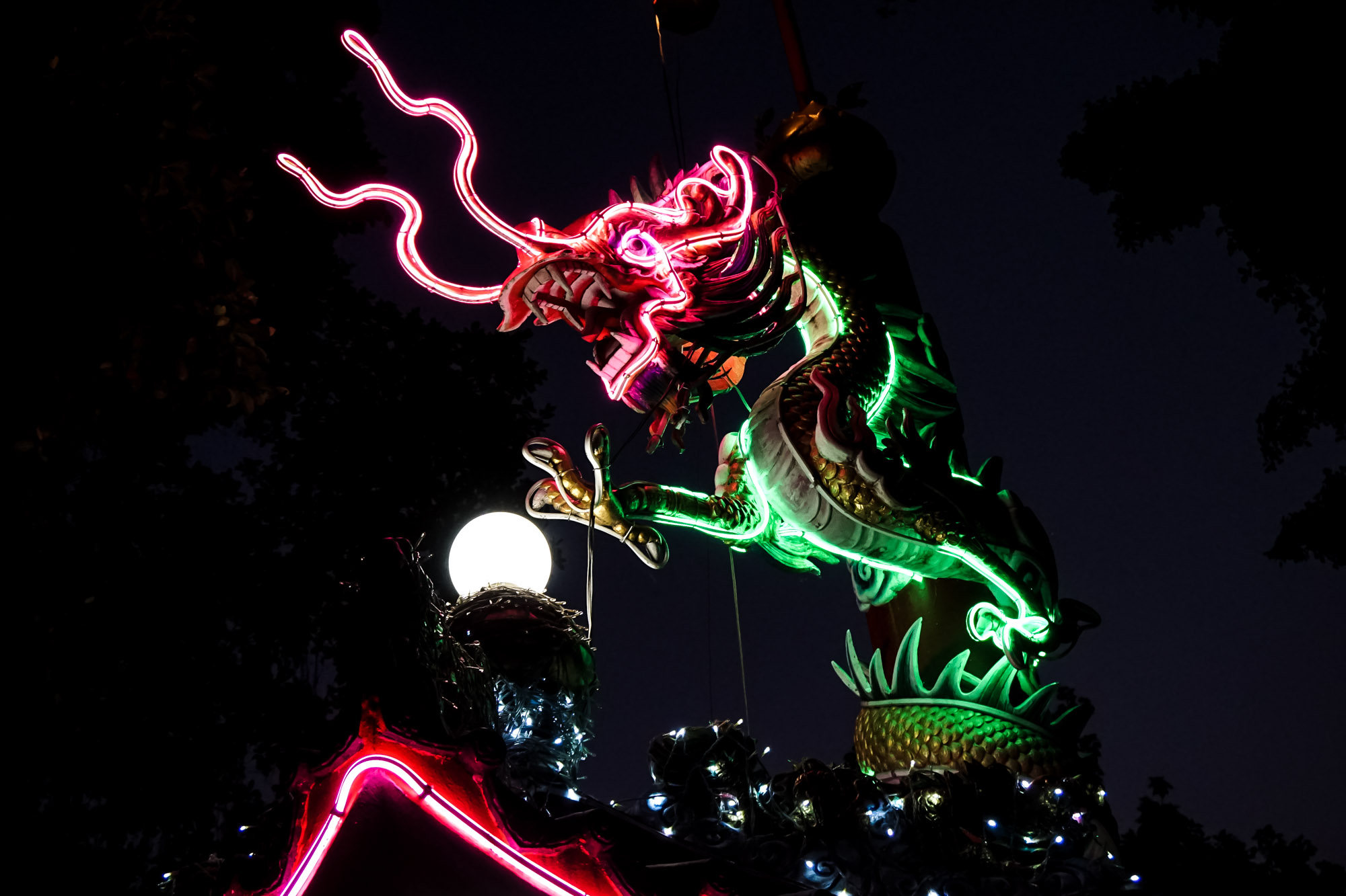 Teochew Chinese Cemetery Haunted Park in Bangkok - Amy's Crypt