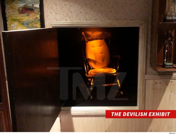 Zak Bagans' Haunted Museum Closes Devil's Rocking Chair Exhibit