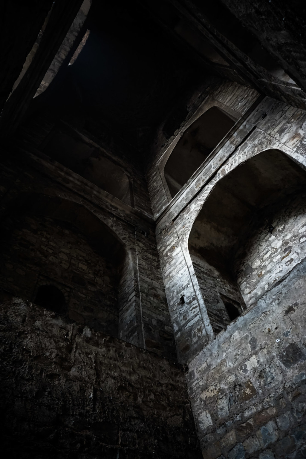Agrasen Ki Baoli: Haunted Stepwell of Ghosts in Delhi - Amy's Crypt