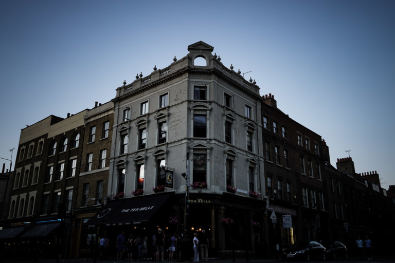Haunted Highgate Cemetery: Vampires and Ghosts in London