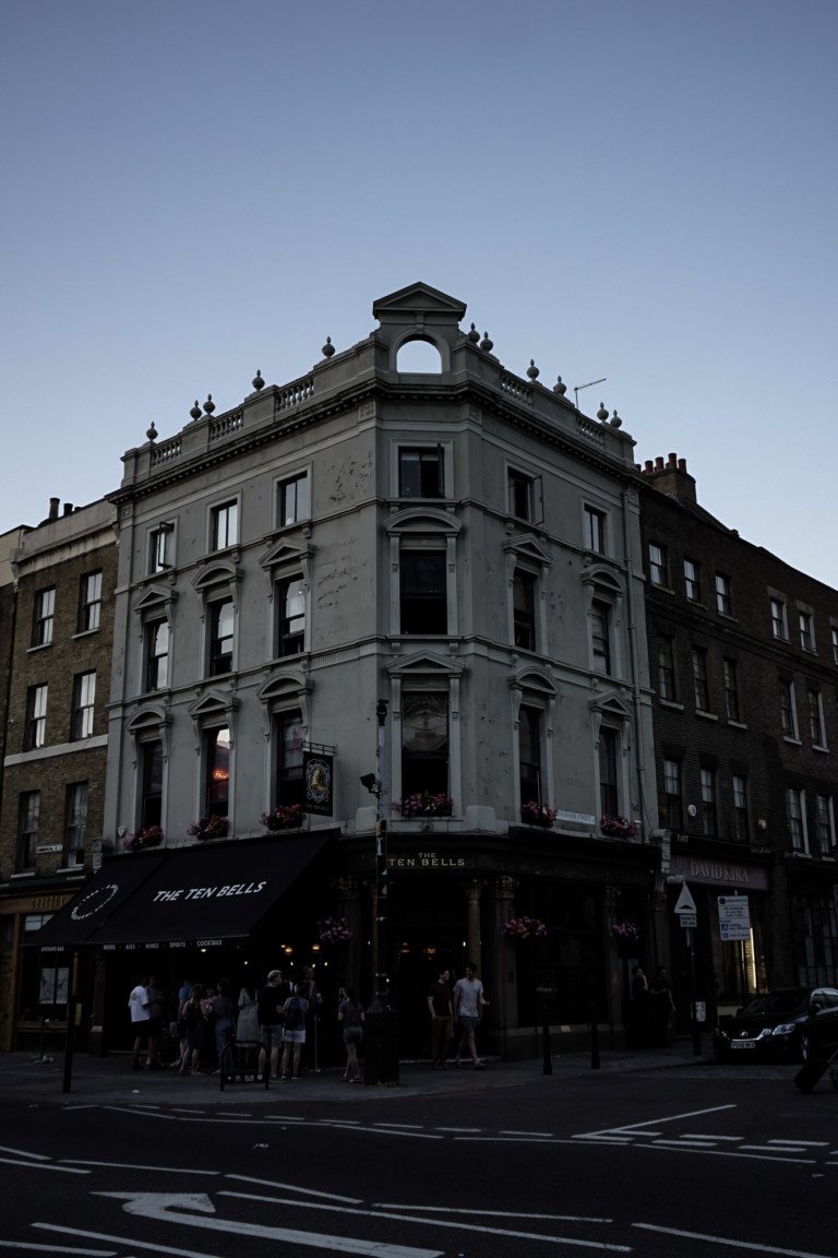 Ten Bells Pub Ghosts, Haunted London - Amy's Crypt