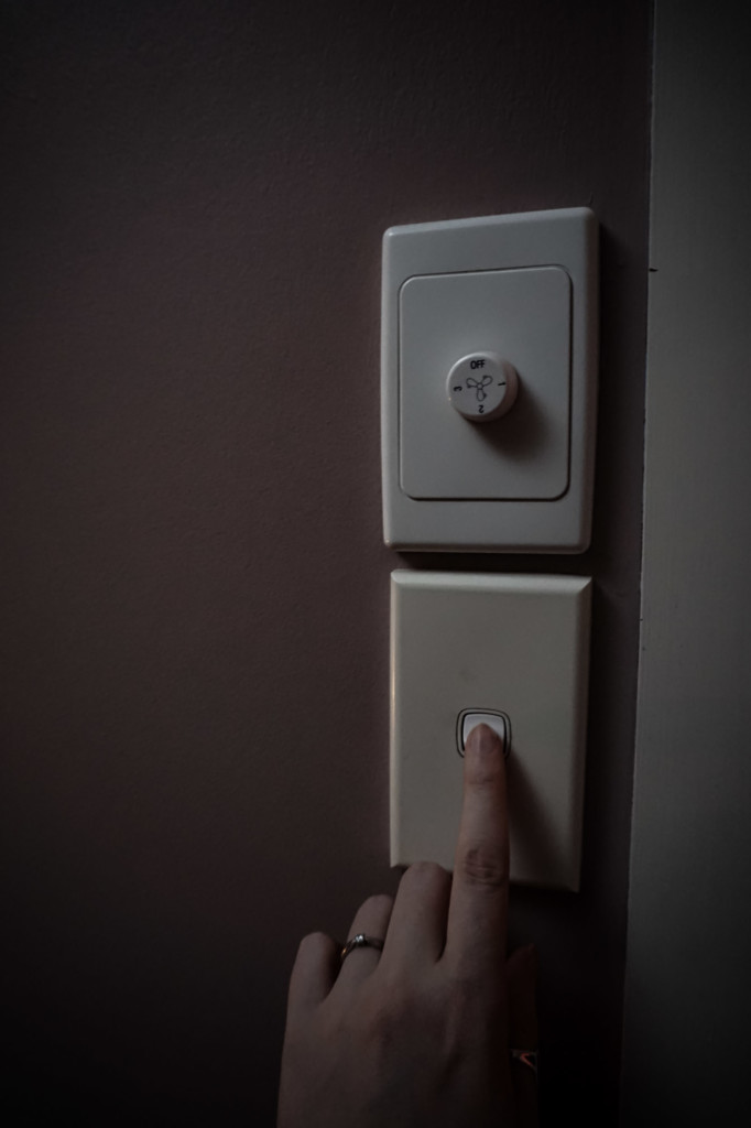 The Hosting Game: A Paranormal Ritual - Amy's Crypt