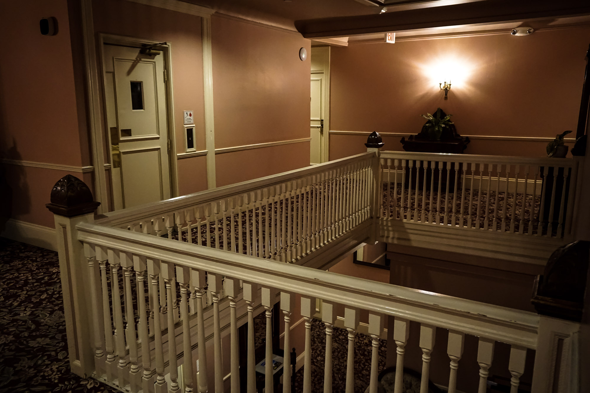Ghosts of the Haunted Monterey Hotel - Amy's Crypt