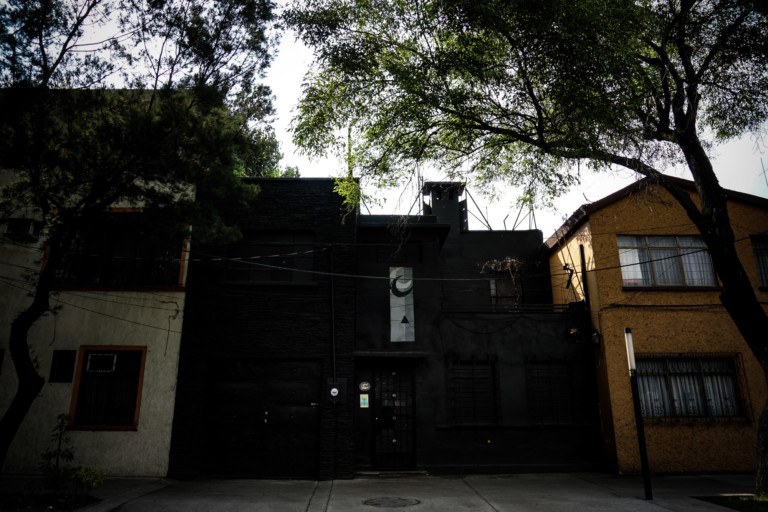 La Moira House: Most Haunted House in Mexico - Amy's Crypt