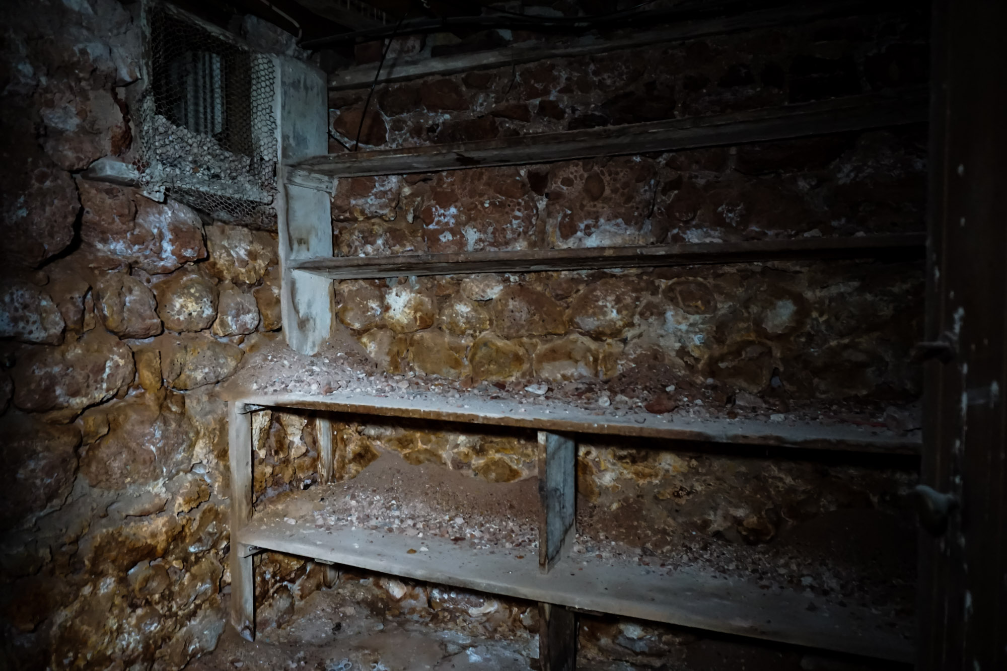 Haunted Cornwall Hotel, Moonta South Australia - Amy's Crypt