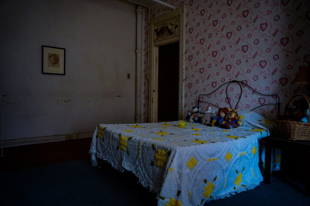 Beattie Mansion: Most Haunted House in Missouri - Amy's Crypt