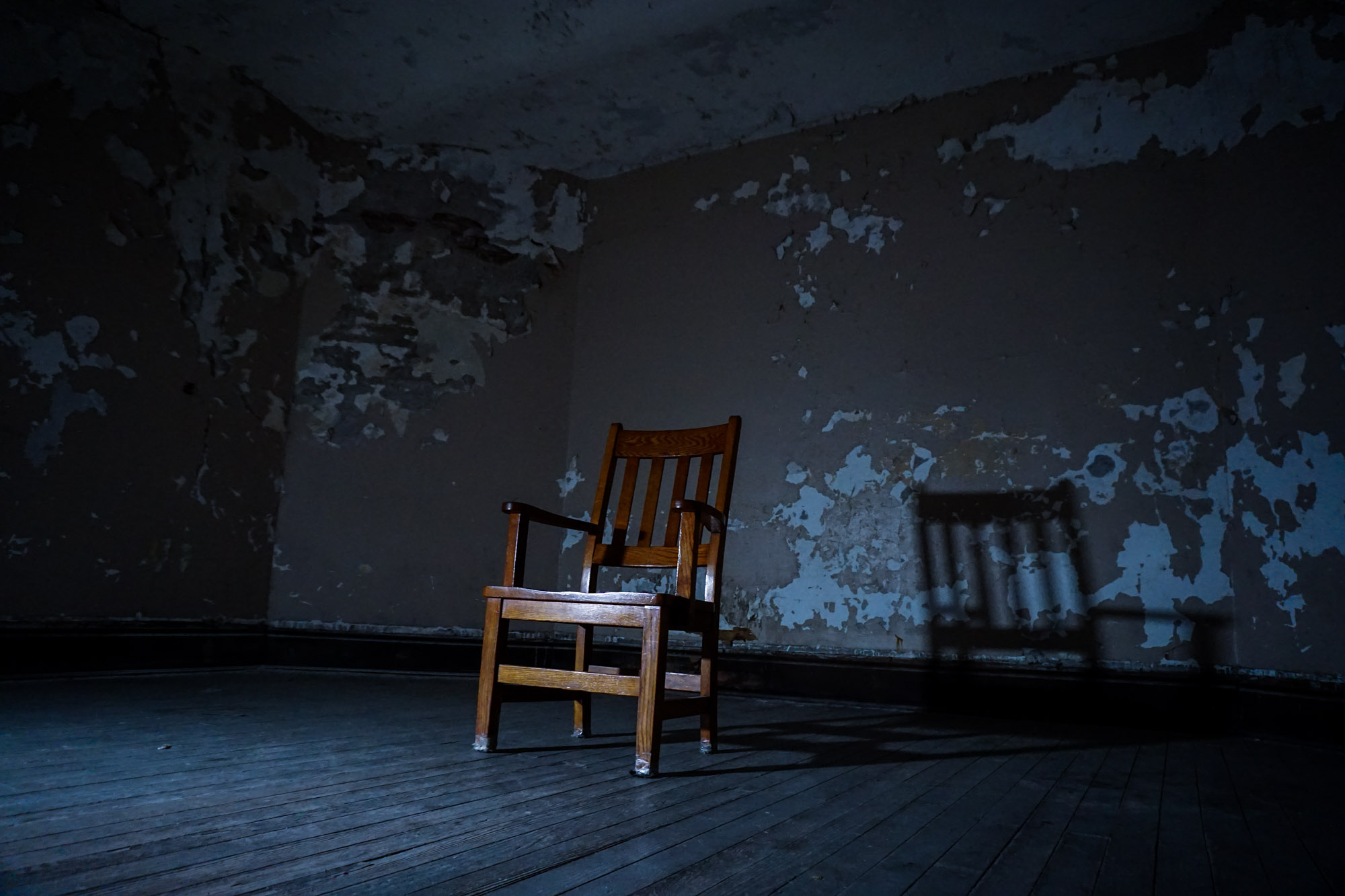 The Haunted Ohio State Reformatory: Ghostly Prison - Amy's Crypt