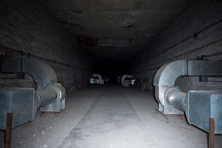 The Haunted Ohio State Reformatory: Ghostly Prison - Amy's Crypt