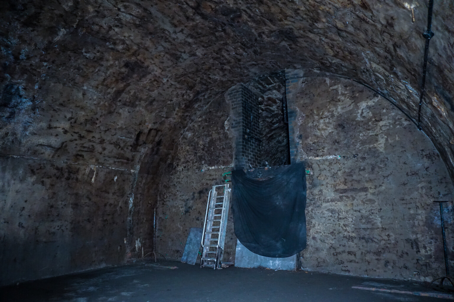 Ghosts of the Edinburgh Vaults: Haunted Scotland - Amy's Crypt