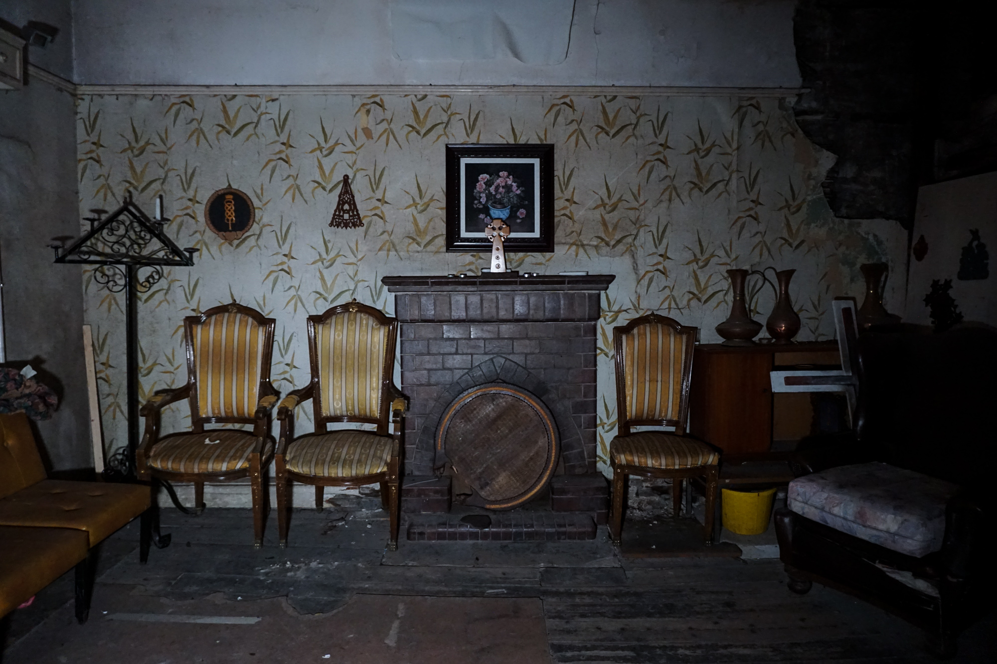 Haunted Mansion: Craig Y Nos Castle, Wales - Amy's Crypt