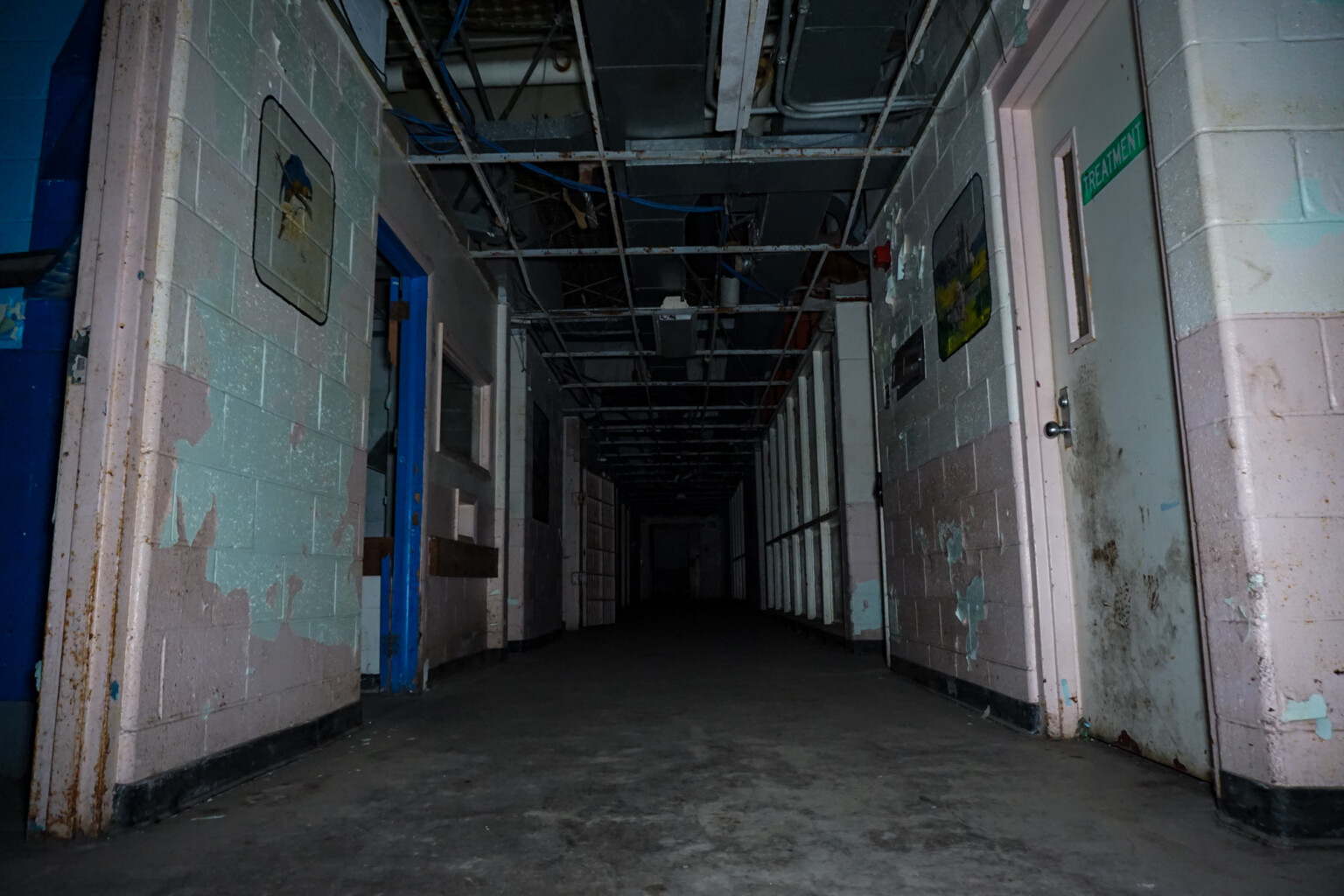 The Haunted West Virginia Penitentiary - Amy's Crypt