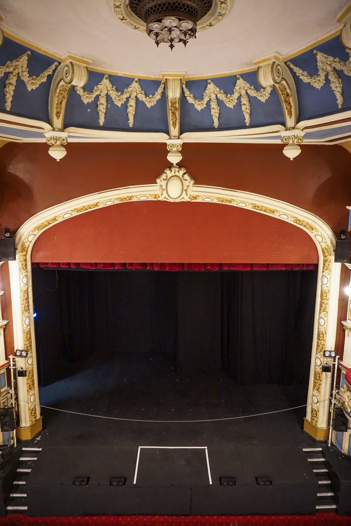 Haunted History of the Lyceum Theatre, Crewe - Amy's Crypt