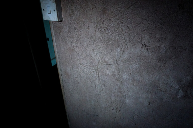 Haunting secrets of the George Jarvis School - Amy's Crypt