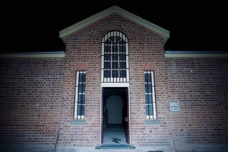 Eastern Station Hotel: Haunted Hotel in Ballarat, Australia - Amy's Crypt