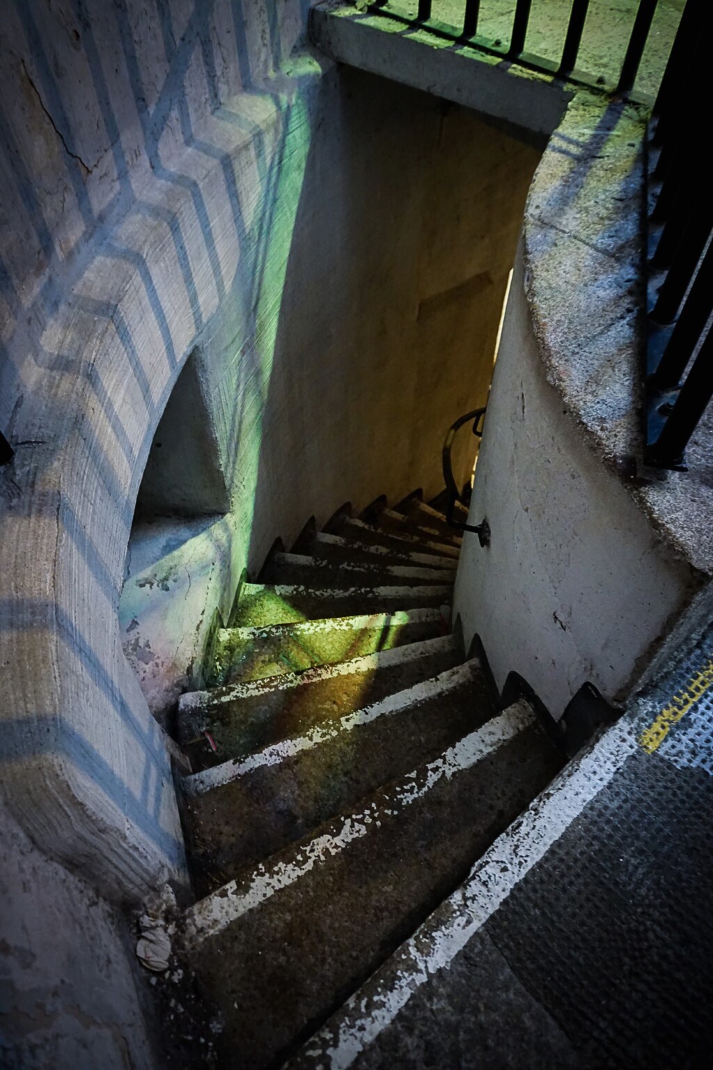 Wicklow Gaol - "The Gates of Hell" - Amy's Crypt