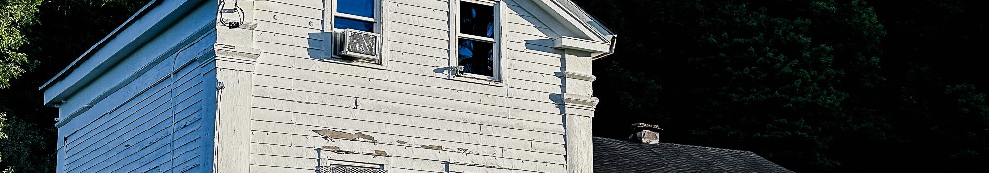 The Haunting Allure of Hinsdale House - Amy's Crypt